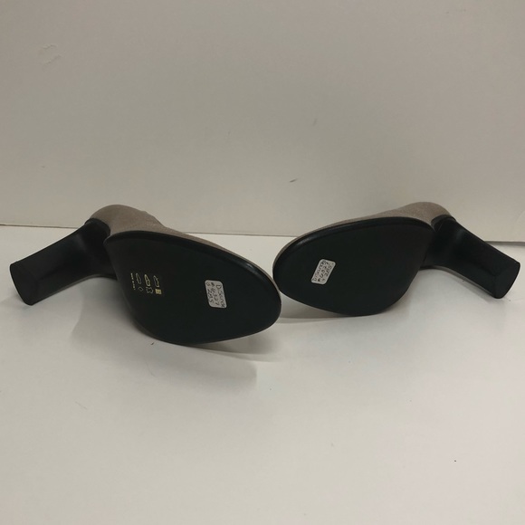 DiSandro | Shoes | Disandro Made In Italy Beige High Heel Pump | Poshmark